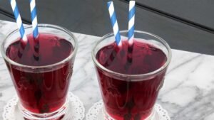 Dunkin Blueberry Refresher Recipe – Easy Homemade Copycat Drink - Cook ...